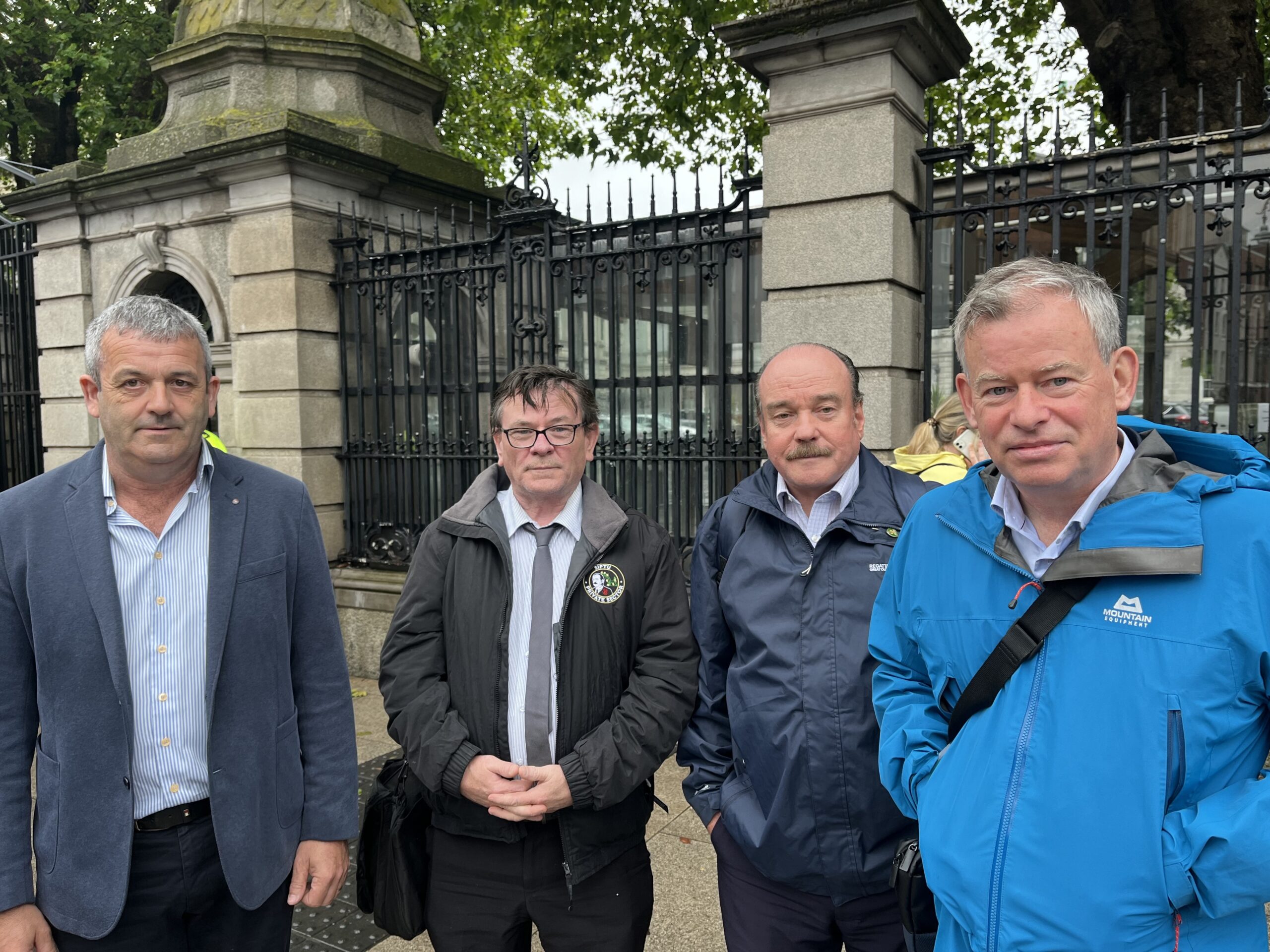 SIPTU Organiser tells politicians about the reality of waste workers’ pay