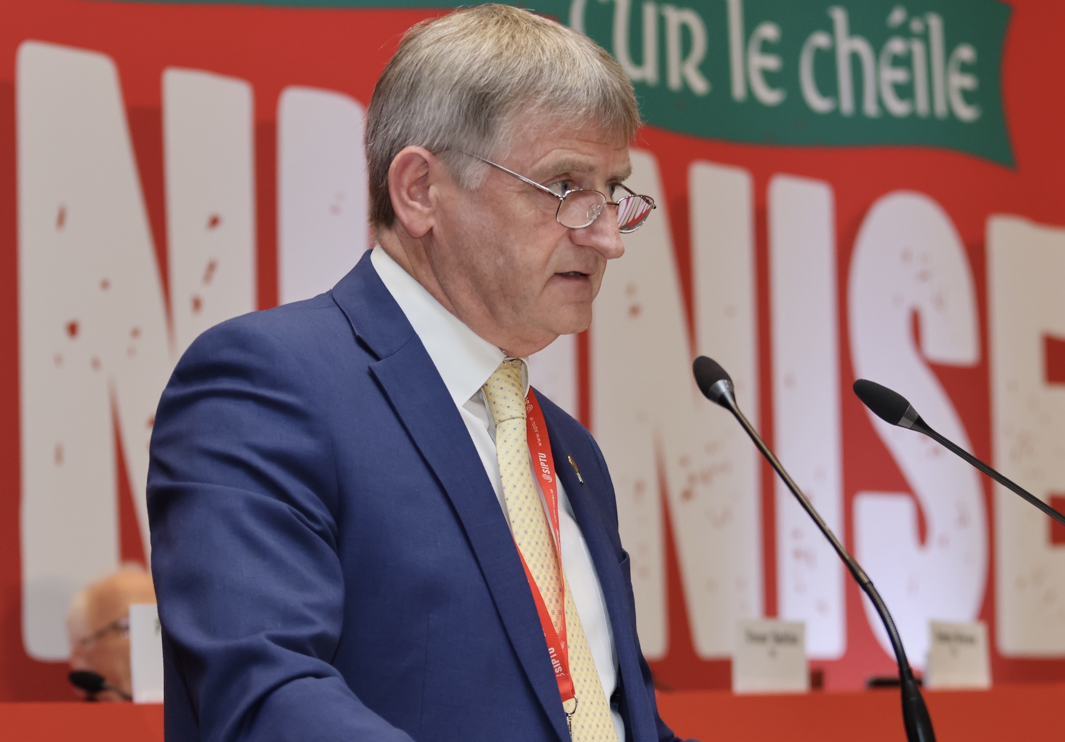 Non-EEA permit holders pay floor must apply to all workers